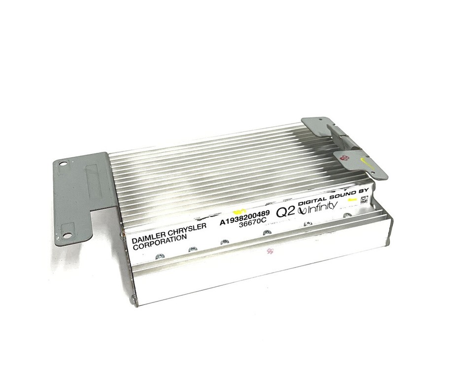2005 CHRYSLER CROSSFIRE AMPLIFIER AMP AUDIO SOUND INFINITY 1938200489 ...