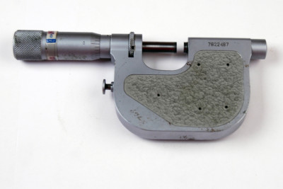 Micrometers - 0-1 0001 Fowler Micrometer