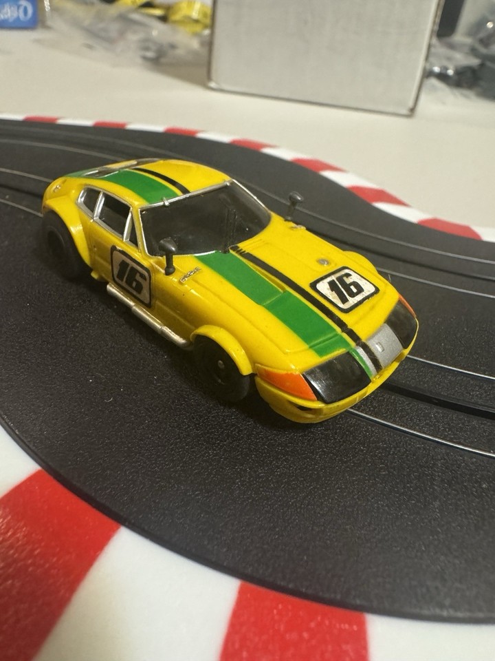 Aurora Tomy AFX G-Plus Ferrari Daytona Coupe #16 SRT Chassis HO Slot ...