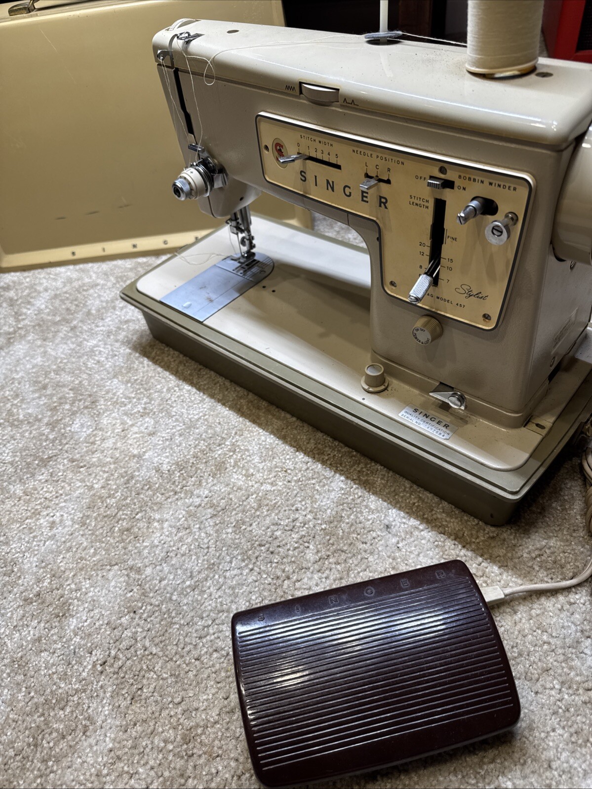 Working!! Vintage ‘69 Singer Zig-Zag Model 457 Sewing Machine With Case ...