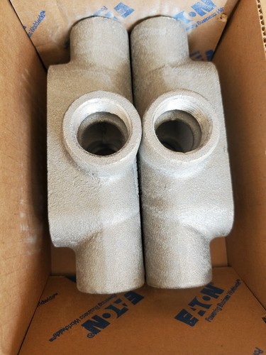 2 PK Eaton X37 Form 7 Crouse-Hinds SA Condulet Conduit Outlet Body LOT ...