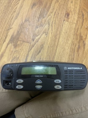 MOTOROLA CDM 1250 AAM25SKD9PW2AN UHF 450 To 512 MHz 64CH 40Watt Tested ...