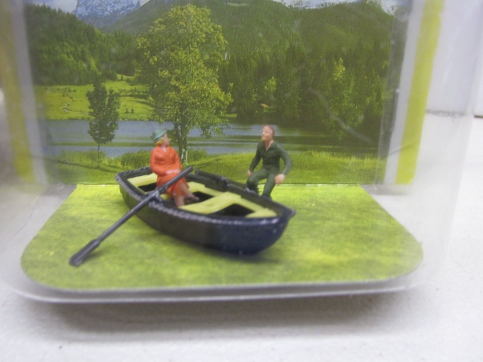 NOCH # 11260 ~ ROWBOAT WITH 2 FIGURES ~ HO SCALE ~ LOT C | eBay