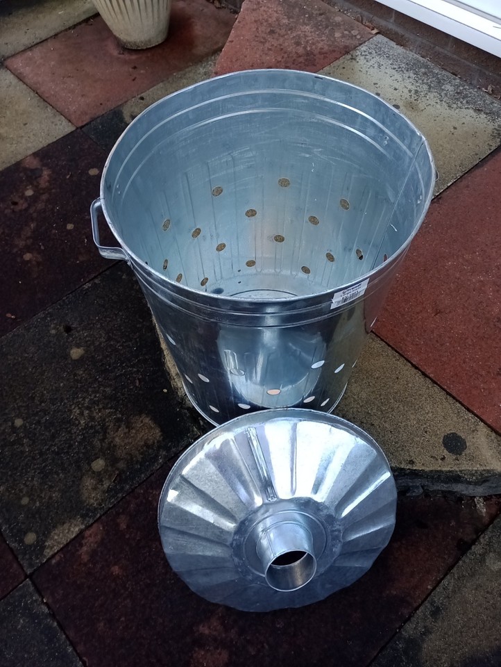 Garden Burn Bin Incinerator Galvanised Garden Waste Burning Fire Bin ...