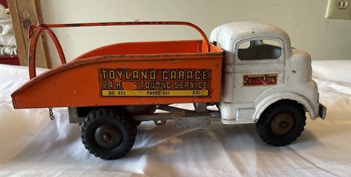 Structo Toys TOYLAND TOW TRUCK (wind-up drive) | eBay