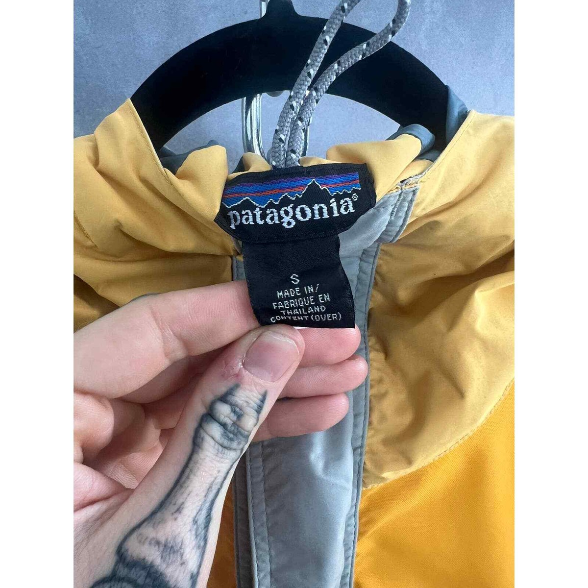 Vintage 97 Patagonia back bowl anorak yellow grey size s | eBay Vintage 97 Patagonia back bowl anorak yellow grey size s | eBay