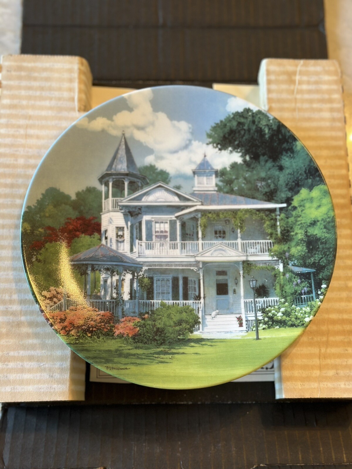 'THE VICTORIAN' FIRST COLLECTOR PLATE IN HOME SWEET HOME SERIES ROBERT ...