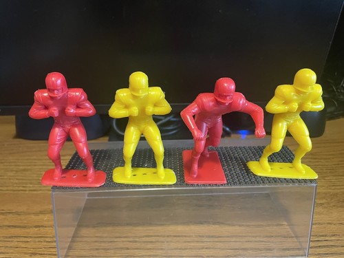 1970’s MARX 4 NFL FOOTBALL PLAYERS 6” TALL PLASTIC MADE USA LOT 4 RARE ...