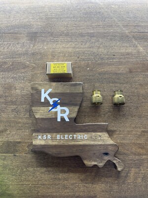 *New* Economy Fuse Division No.263 Fuse Reducer 250 Volt Comes In Pairs ...