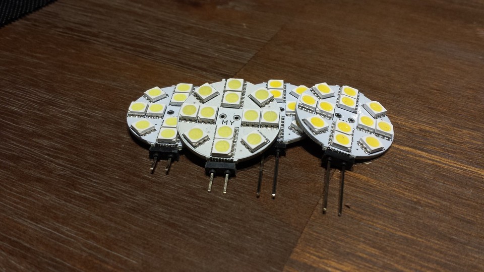 G4 Sockel Scheibe LED 3 Watt mit 12SMD 12V Lampe Leuchtmittel Birne ...