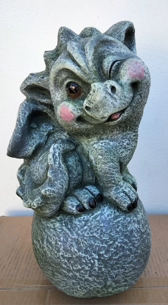 Gargoyle Garden Statues And Ornaments