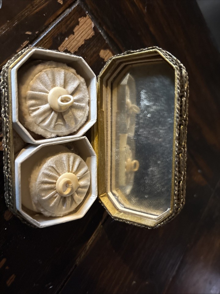 Cute Vintage compact? Box With Two Puff Buttons | eBay