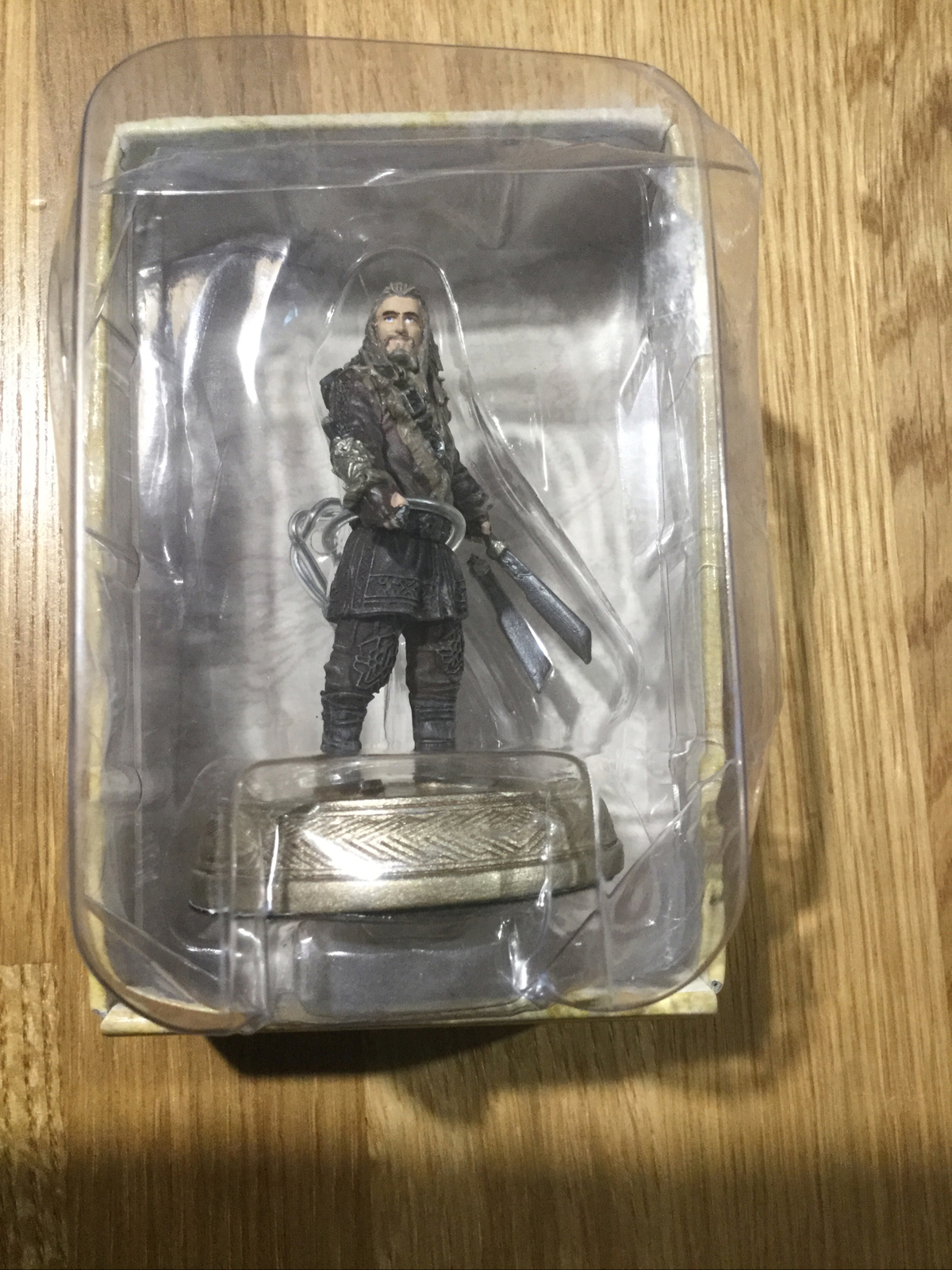 EAGLEMOSS The Hobbit Collection LOTR FILI THE DWARF TWO SWORDS BROKEN ...
