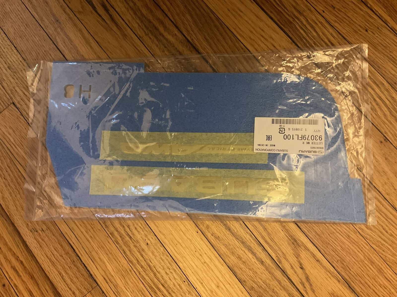 Subaru Nameplate 93079FL100 BRAND NEW OEM SUBARU SYMMETRICAL AWD 17 18 ...