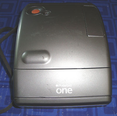 POLAROID ONE Step 600 INSTANT FILM CAMERA ONE Auto Flash With Strap ...