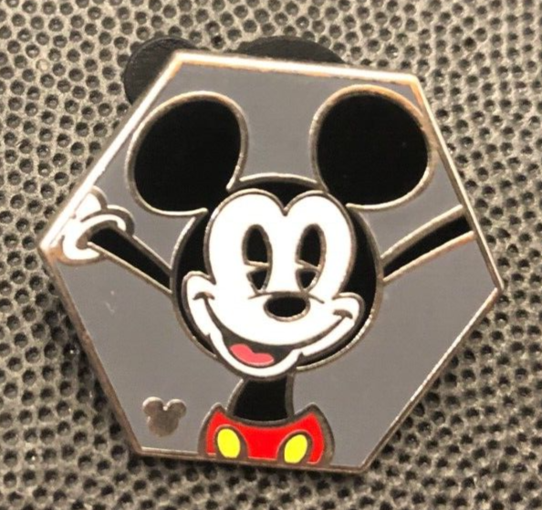 Disney pin 135801 Mickey Mouse Hexagon Hidden Mickey shape animated ...