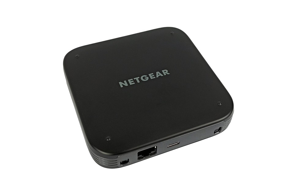 Netgear Nighthawk M6 PRO MR6450-100EUS 5G LTE WiFi 6E Mobile Router ...