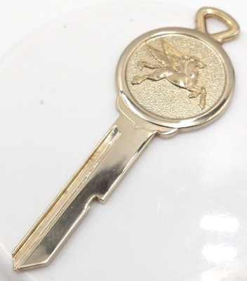 VTG Mobil Oil PEGASUS Car Key Blank Uncut 1969 GM Buick Olds Pontiac ...