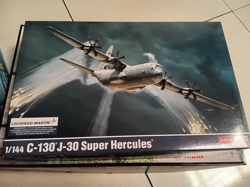 Academy 12631 1/144 Scale C-130 J-30 SUPER Plane Model KIt for sale ...