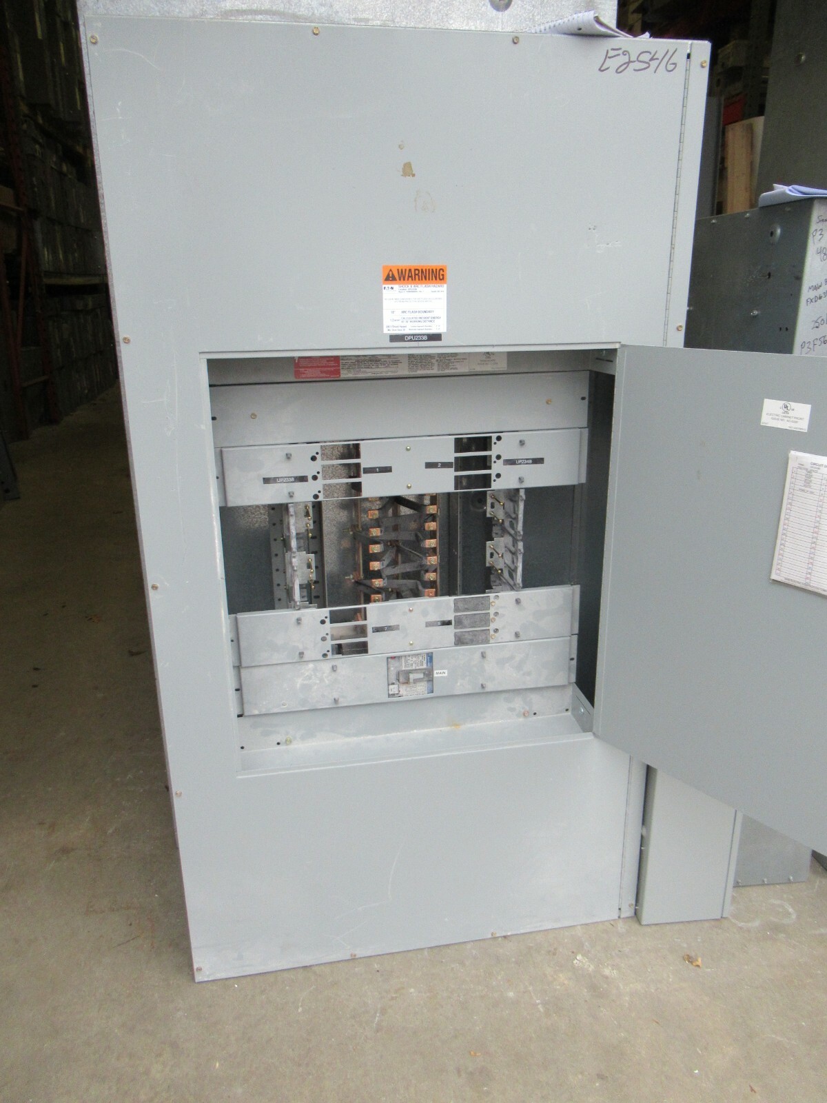GE SPECTRA APNB Panelboard SFHA36AT0250 Main Breaker 120/208V 3PH4W CU ...
