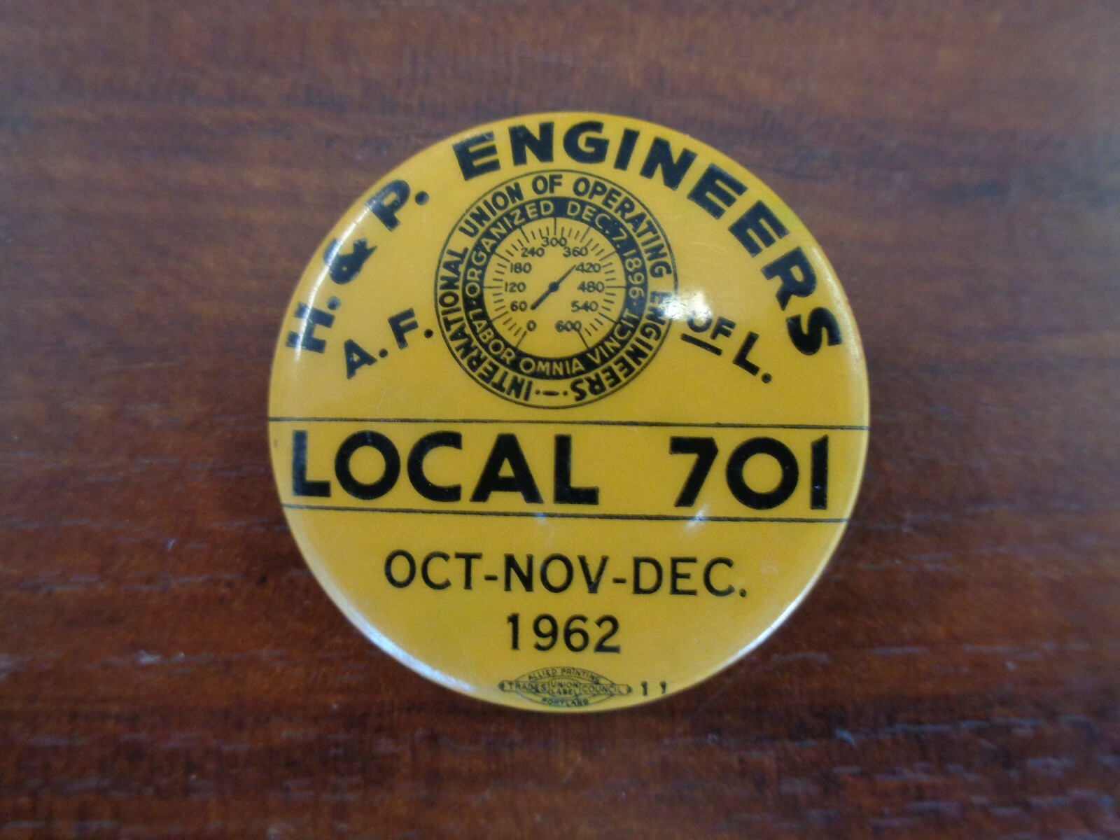 1953 H & P INTERNATIONAL UNION OF OPERATING ENGINEERS PIN BACK LOCAL ...