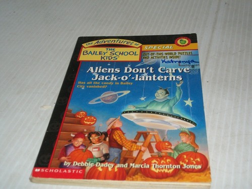 Aliens Don't Carve Jack-o'-lanterns (FC27-1-JV961) | eBay