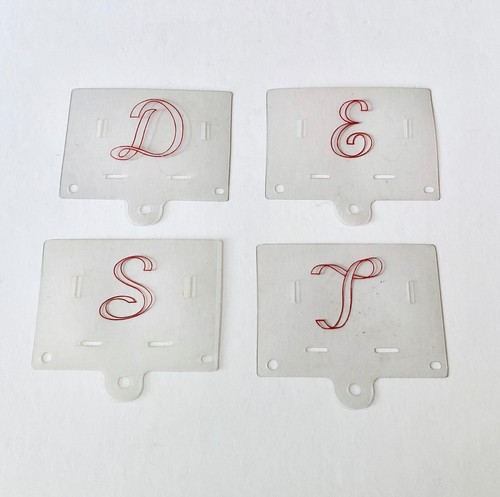 Singer Deluxe Monogrammer Plastic Placement Guides for Letters D - E ...