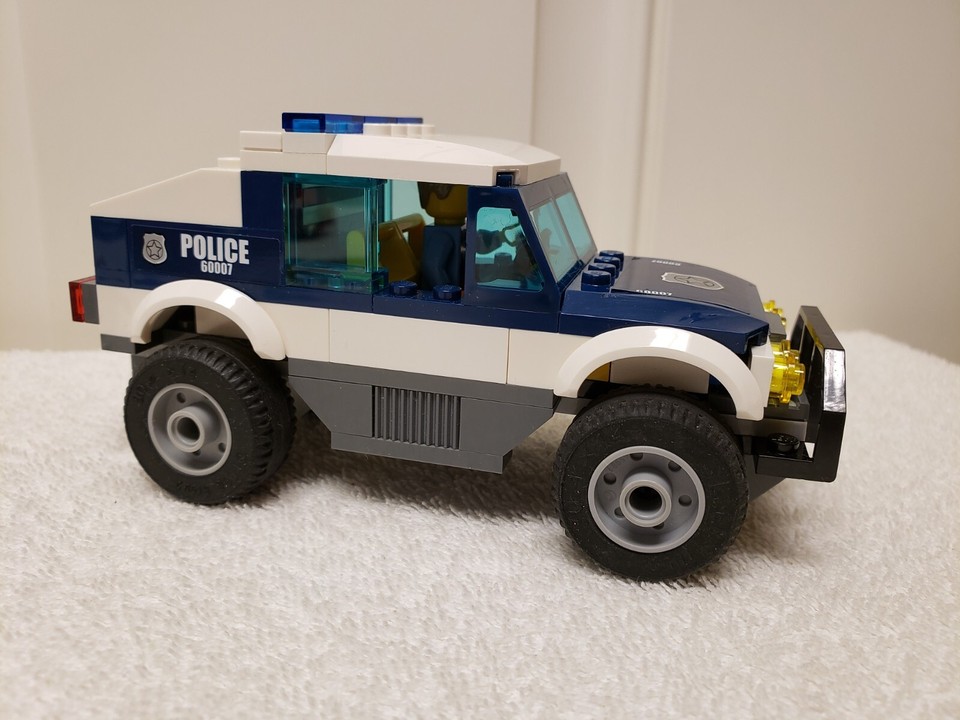 Lego 60007 - CITY - Police - High Speed Chase - Used - 100% Complete w ...