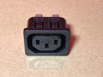 Receptacles & Outlets - Female Receptacle