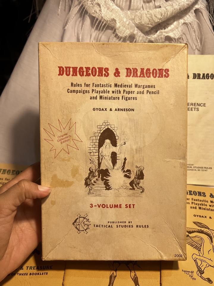 Open box Dungeons and Dragons TSR white boxed set 1974 OG Collectors ...