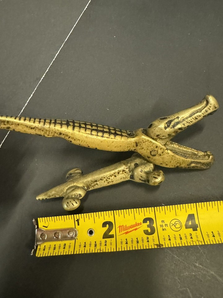 VINTAGE MID CENTURY BRASS BRONZE ALLIGATOR NUTCRACKER | eBay