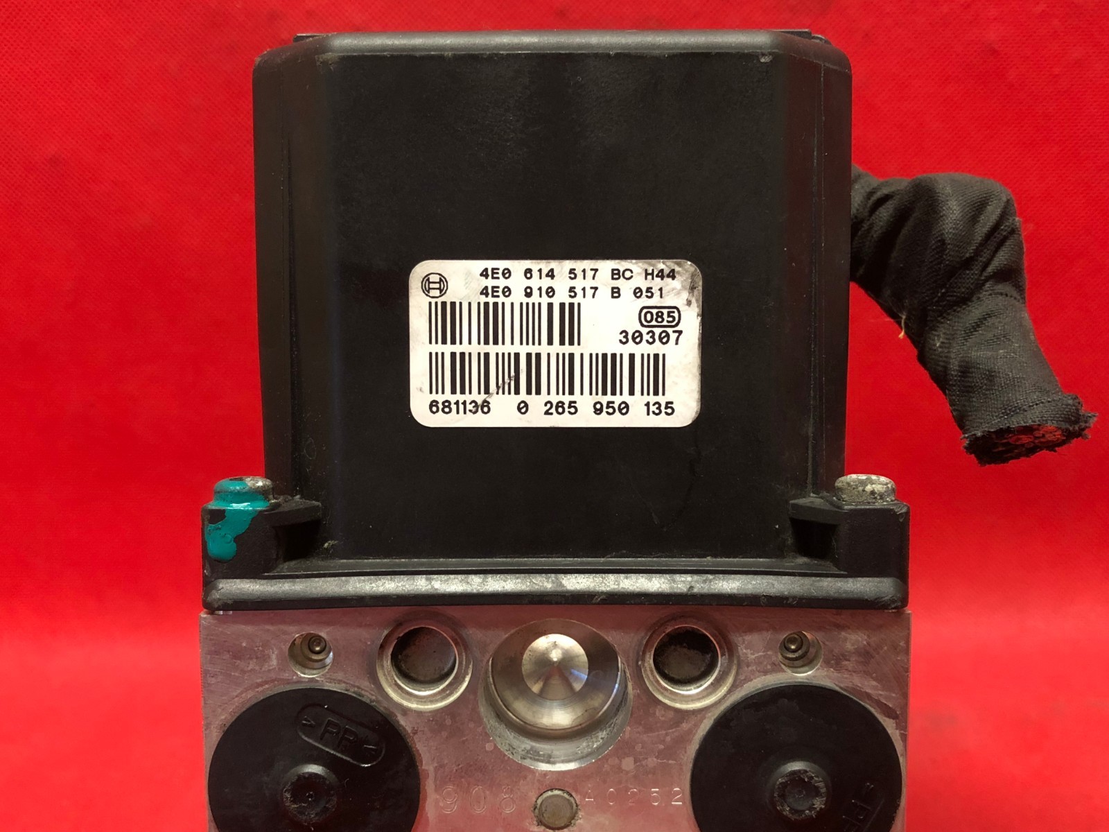 04-08 AUDI A8 ABS Anti-Lock Brake Pump Control Unit Module 0 265 950 ...