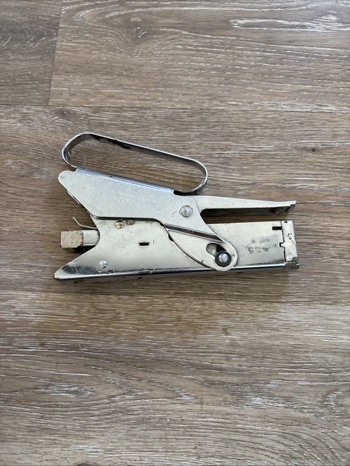 Arrow Fastener P35 Extra Heavy Duty Plier Type Stapler - GIDDS2-160693 ...