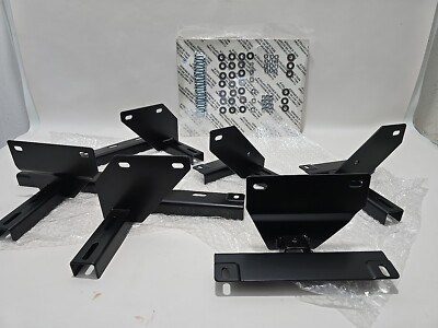 GENUINE NEW LAND ROVER DISCOVERY 3 & 4 SIDE STEP FITTING KIT VUB502950 ...