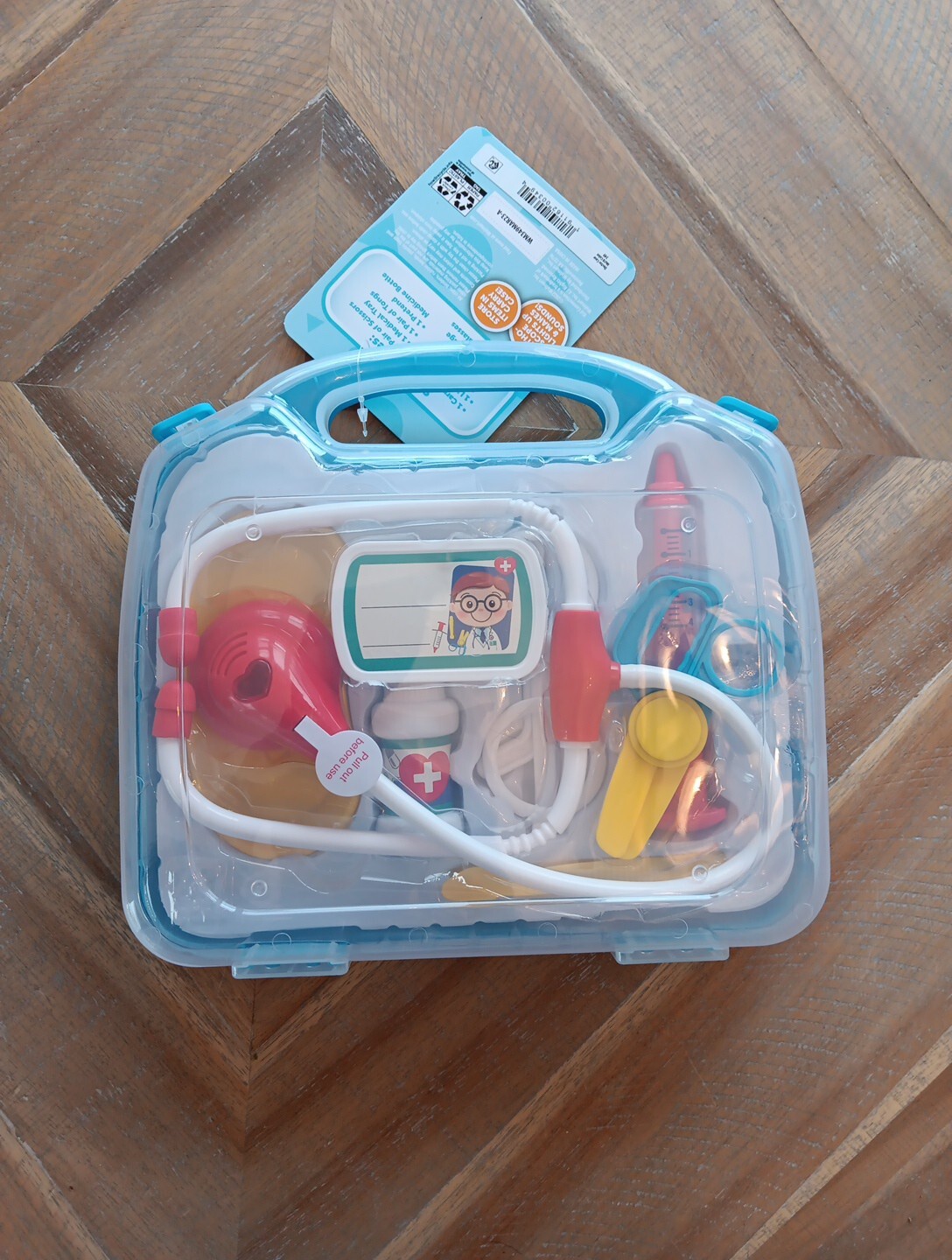Kid Connection Doctor Case 9 Pieces Encourage hours of fun playing ...