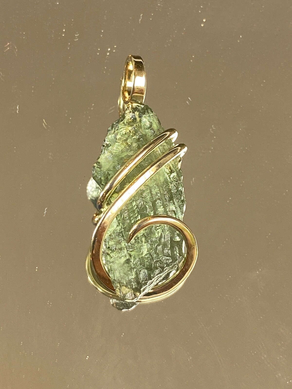 8.98ct Moldavite Natural Green Pendant in Forged 14k Yellow Gold Total ...