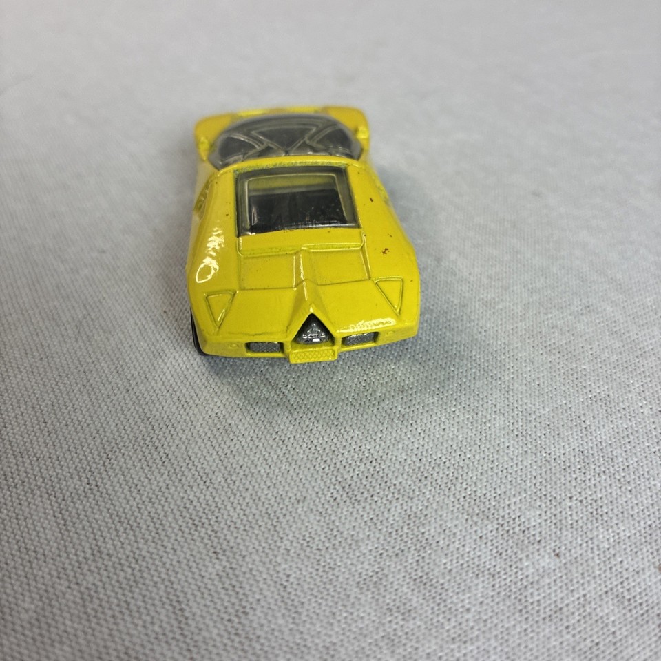 Hot Wheels Yellow Ford GT-90 First Editions Loose Diecast Car 1:64 1997 ...
