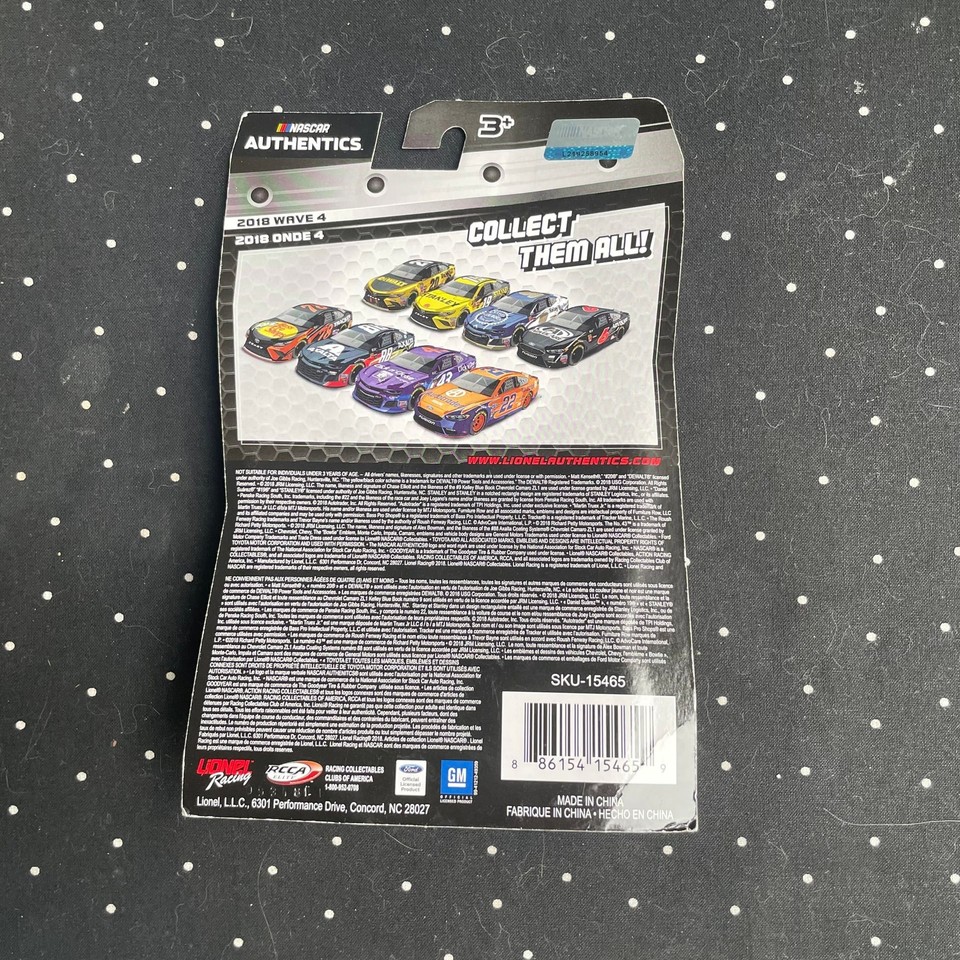 #78 Martin Truex Jr. Autographed 2018 Wave-4 Lionel NASCAR Authentics 1 ...