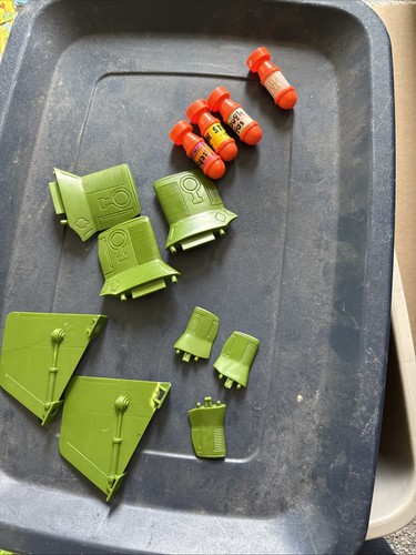 1988 TEENAGE MUTANT NINJA TURTLE BLIMP Lot of 4 BOMBS TMNT PARTS & 8 ...