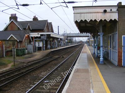 Photo 6x4 Diss Station looking south The main station facilities are in ...