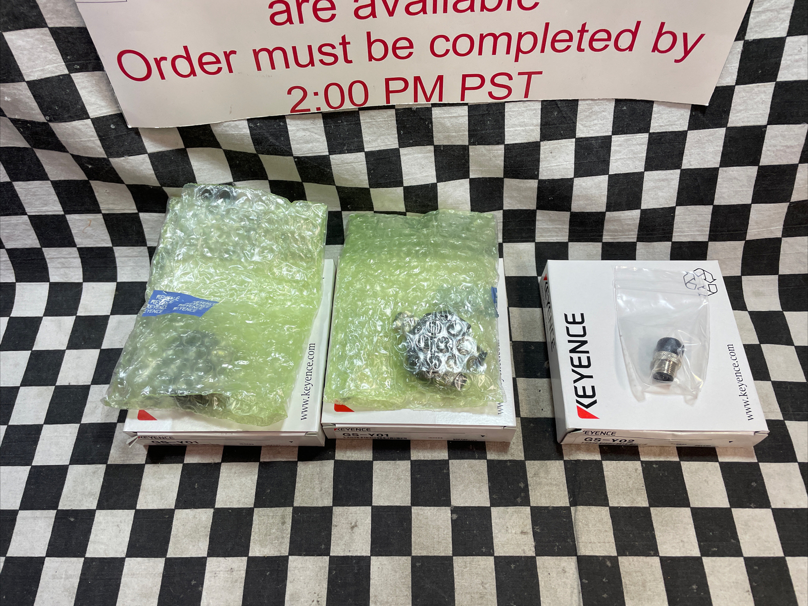 KEYENCE GS-Y02 & GS-Y01, CONNECTOR NON-CONTACT TYPE Y-SHAPE, LOT OF 3 ...