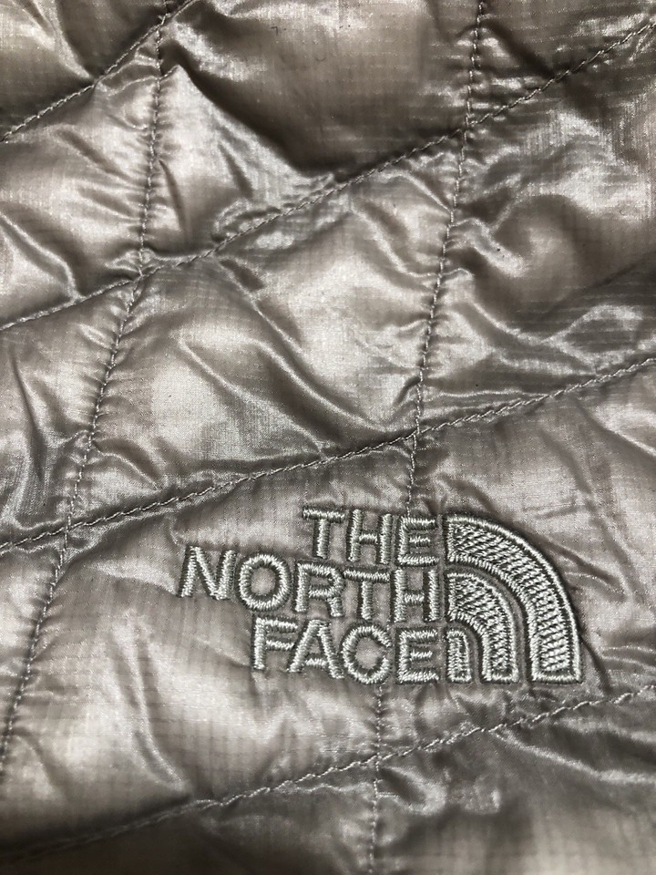 The North Face Womens ThermoBall Quilted Puffer Jacket Coat Silver Gray ...