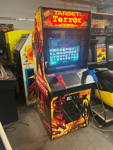 TARGET TERROR ARCADE MACHINE by RAW THRILLS 2004 (Excellent Condition ...