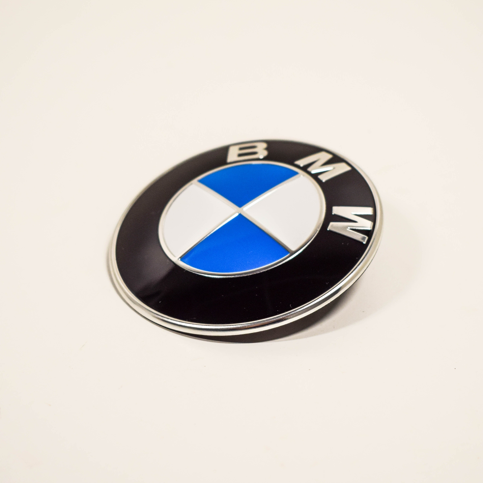 BMW X5 E70 Front Bonnet Hood Badge Emblem 51148132375 8132375 NEW ...