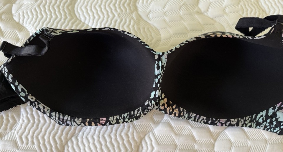 TORRID CURVE Size 44G Back Smoothing Full Figure Lightly Lined Wirefree ...