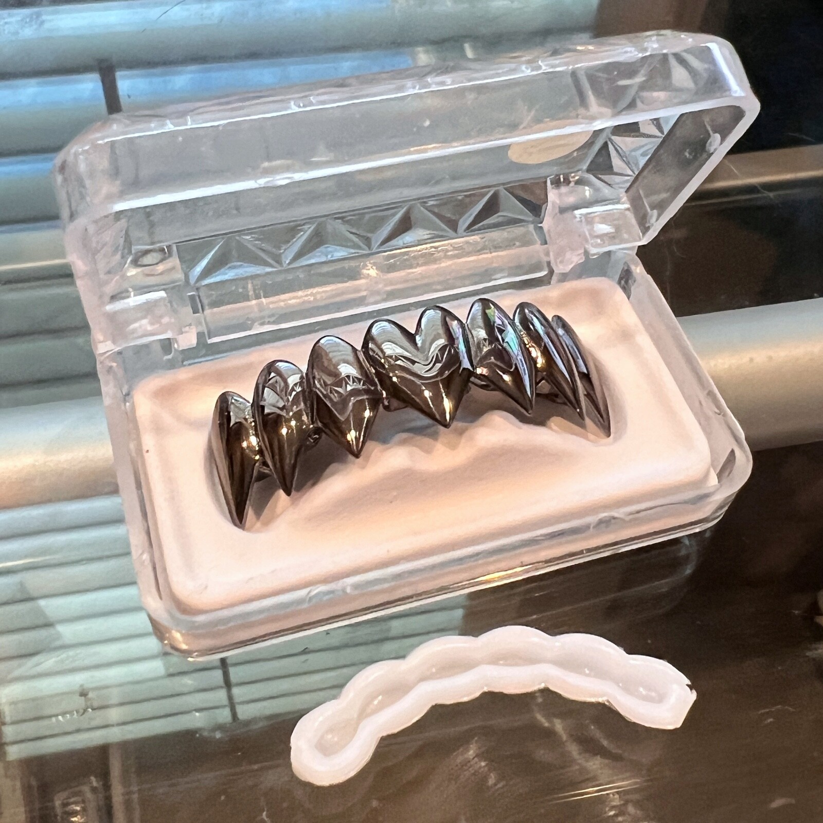 Gunmetal Black Shark Grillz Set 8 Top & Eight Bottom Fangs Teeth Hip ...