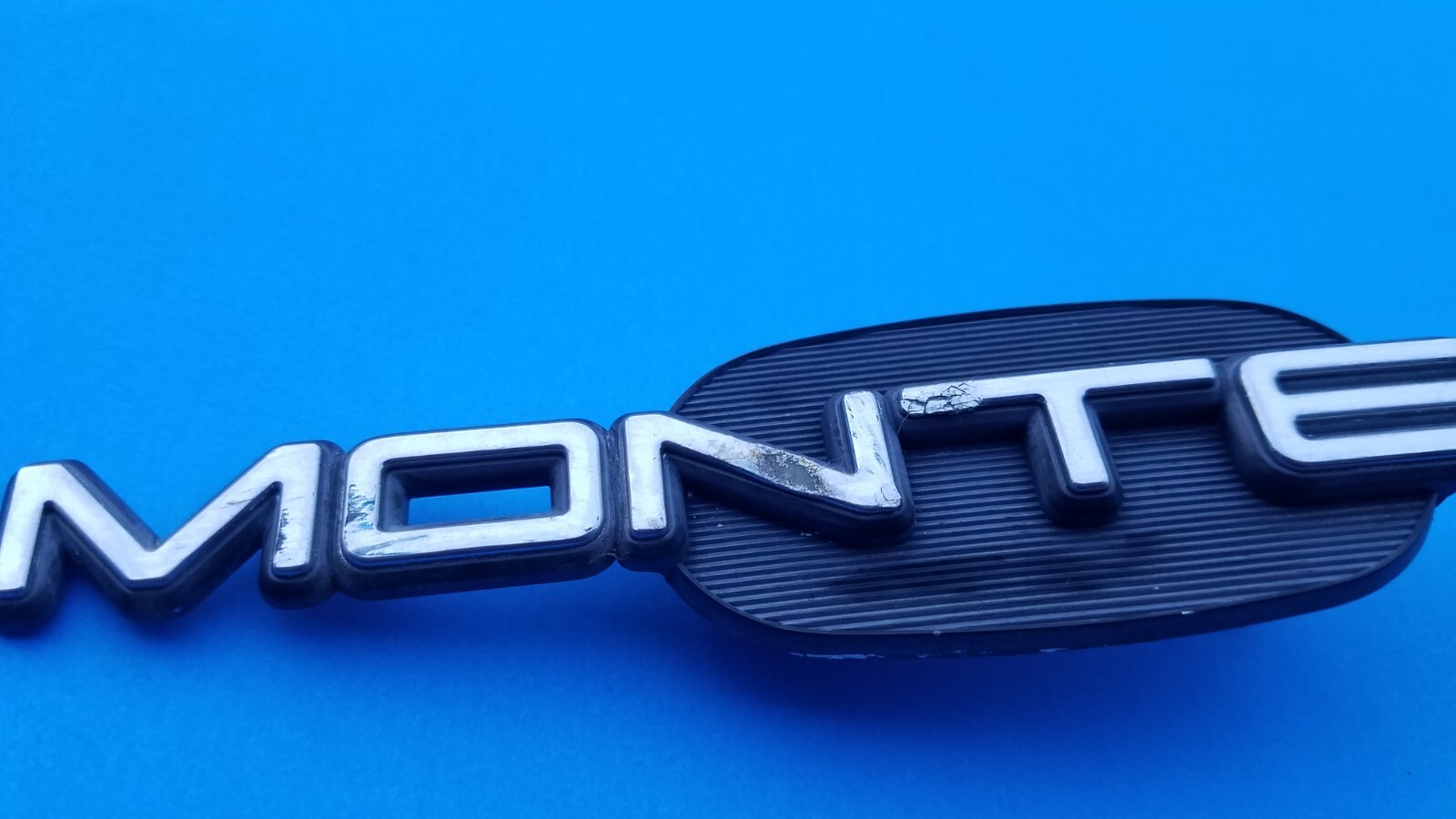 1998 1999 2000 MITSUBISHI MONTERO SIDE EMBLEM LOGO BADGE SIGN 98 99 00 ...