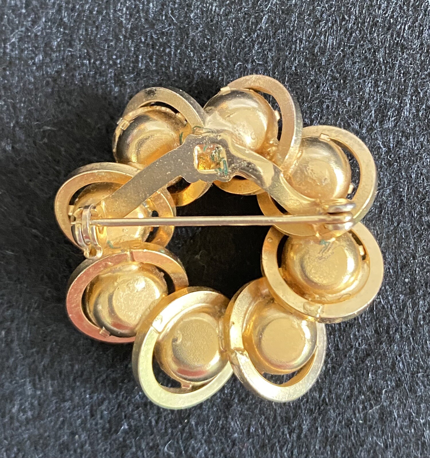 Vintage Overlapping Spheres Circle Pin Brooch Mid Cen… - Gem