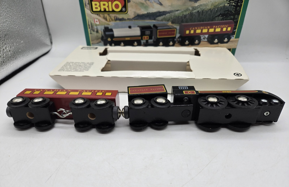 BRIO TRAINS OF THE WORLD SERIES - 33431 Wooden Train - Canadian Pacific ...