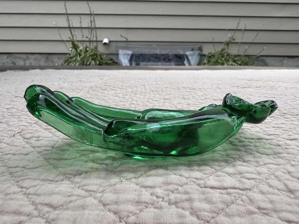 Vintage Degenhart Green Pressed Glass Open Hand Trinket Dish, 4 6/8